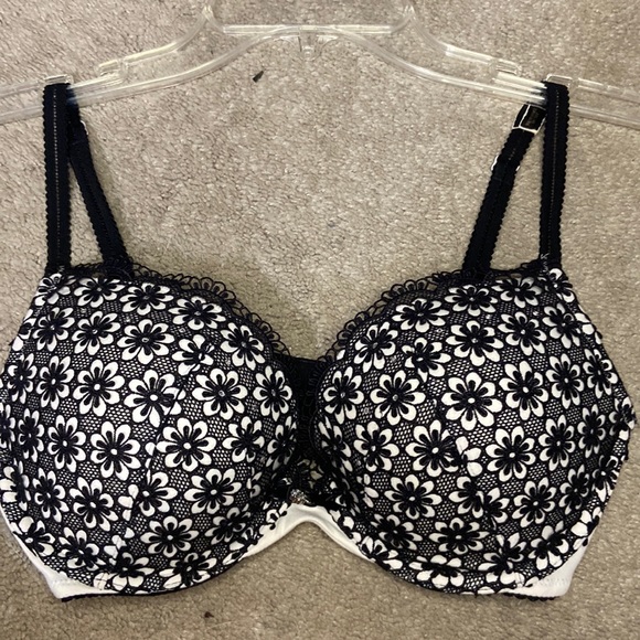 Victoria's Secret | Intimates & Sleepwear | Victorias Secret Nwot Black ...